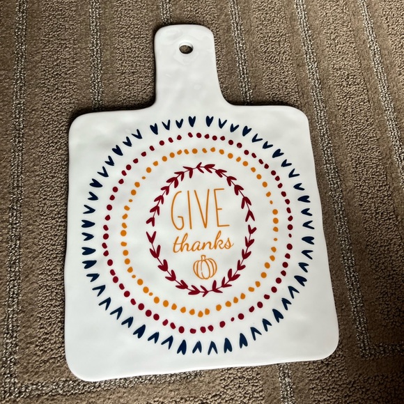 emma grayson | Kitchen | Emma Grayson Cutting Board | Poshmark